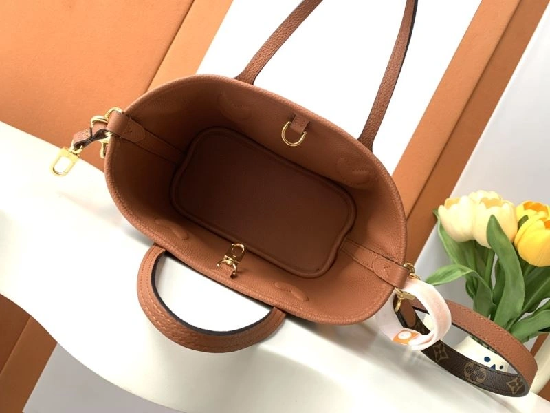 High fidelity Louis Vuitton Shopping Bags