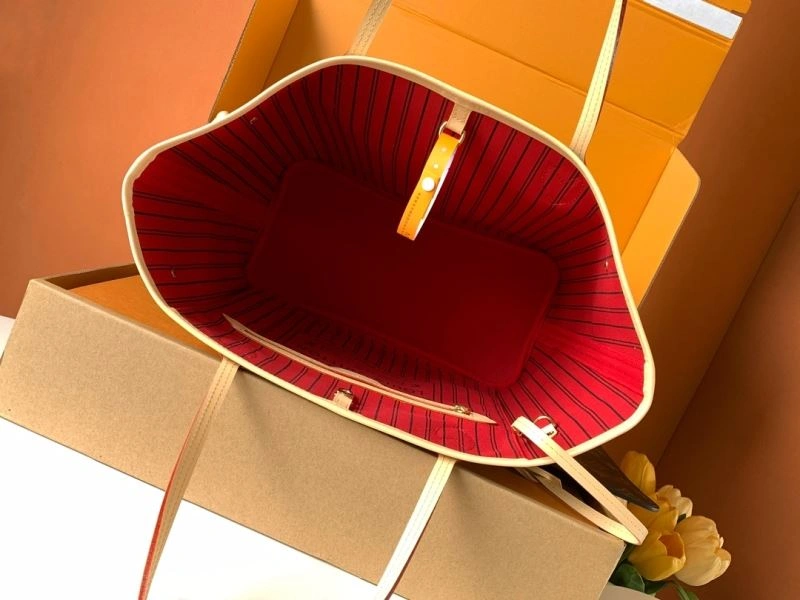 Perfect replica Louis Vuitton Shopping Bags