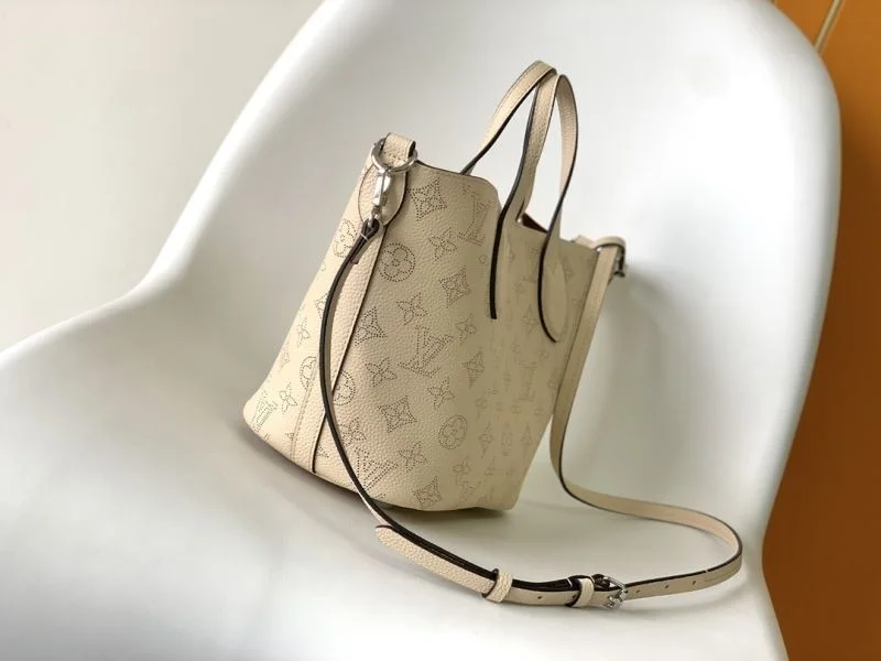 Low-cost Louis Vuitton Shopping Bags