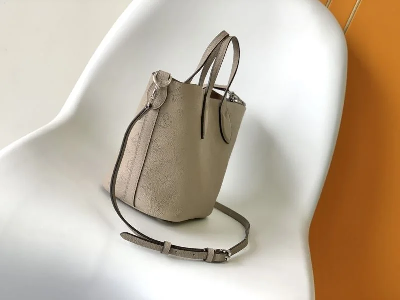Inexpensive Louis Vuitton Shopping Bags