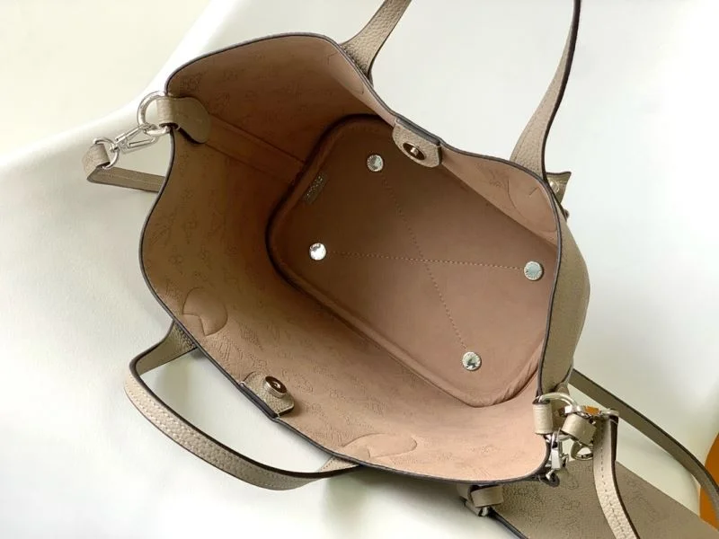 Inexpensive Louis Vuitton Shopping Bags