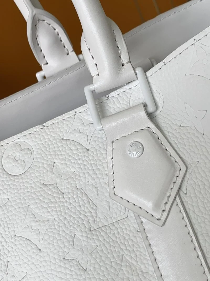 High fidelity Louis Vuitton Shopping Bags
