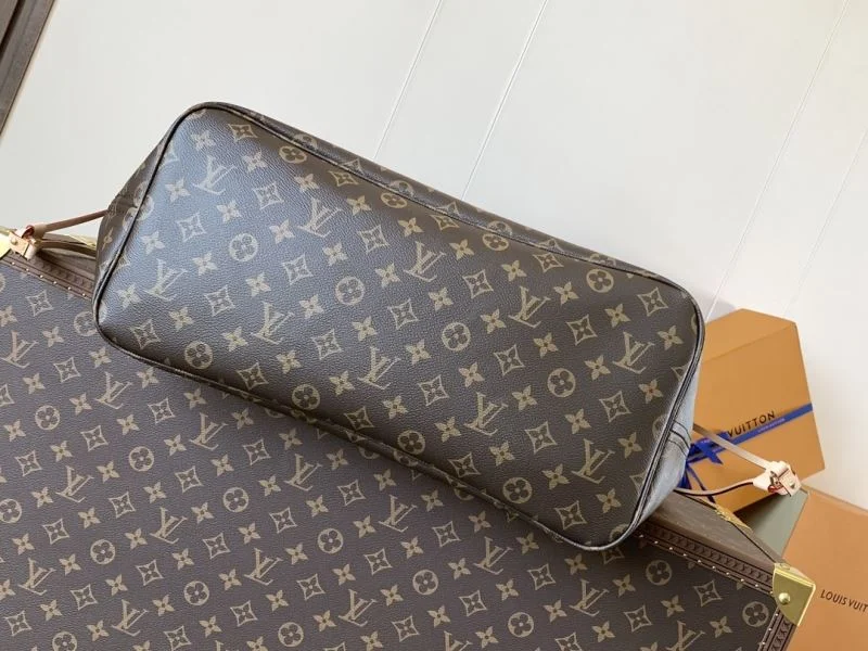Bargain Louis Vuitton Shopping Bags