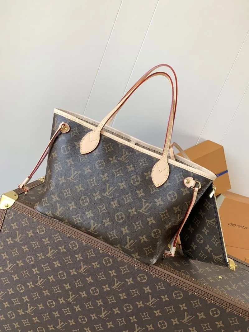 High accuracy Louis Vuitton Shopping Bags