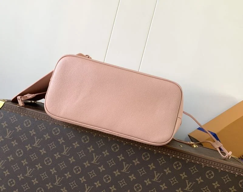 Low-cost Louis Vuitton Shopping Bags