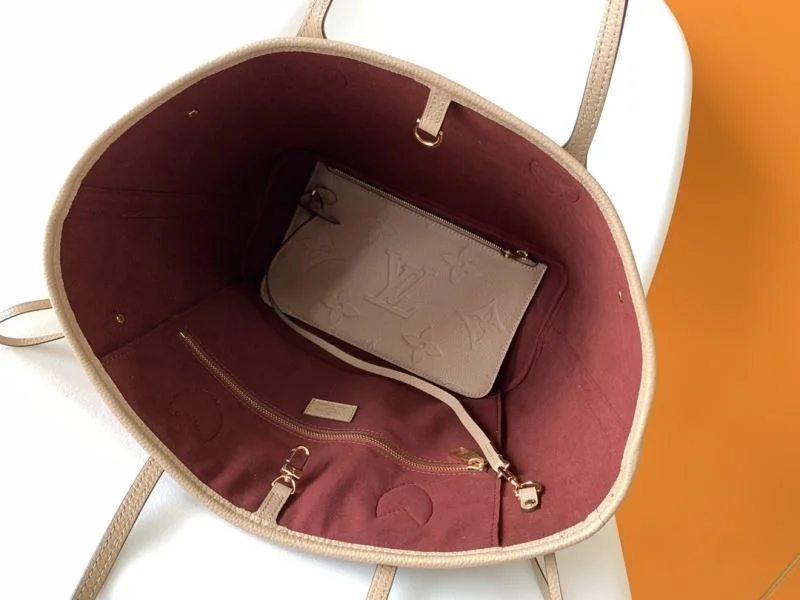 Top mirror Louis Vuitton Shopping Bags