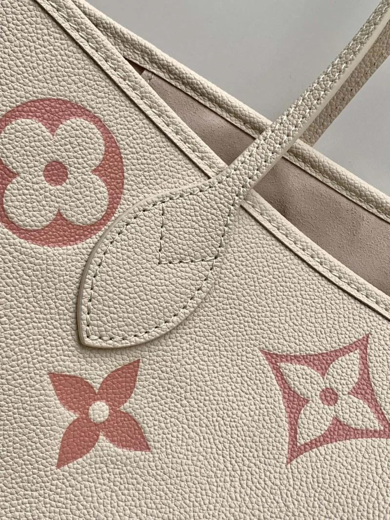 Discounted Louis Vuitton Shopping Bags