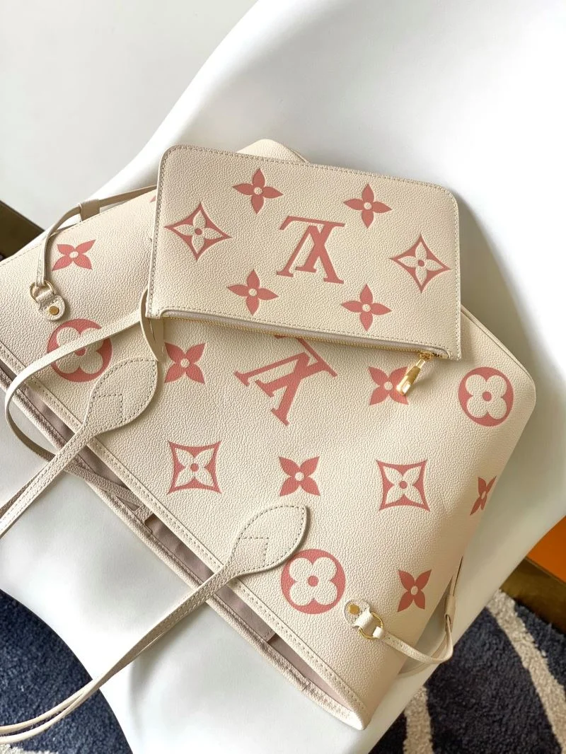 Discounted Louis Vuitton Shopping Bags