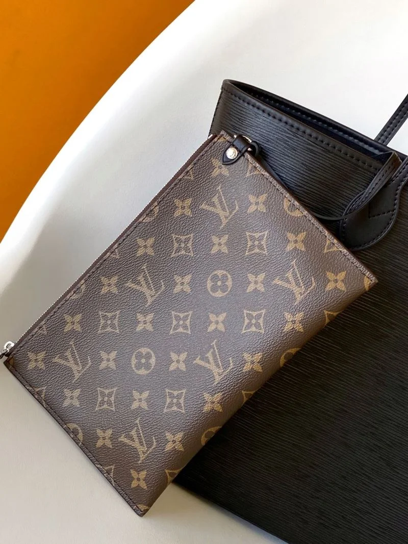 Value-priced Louis Vuitton Shopping Bags