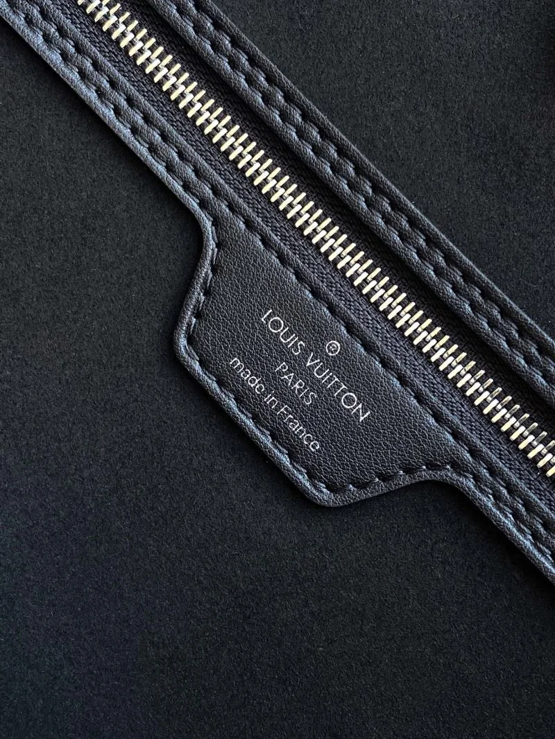 Value-priced Louis Vuitton Shopping Bags