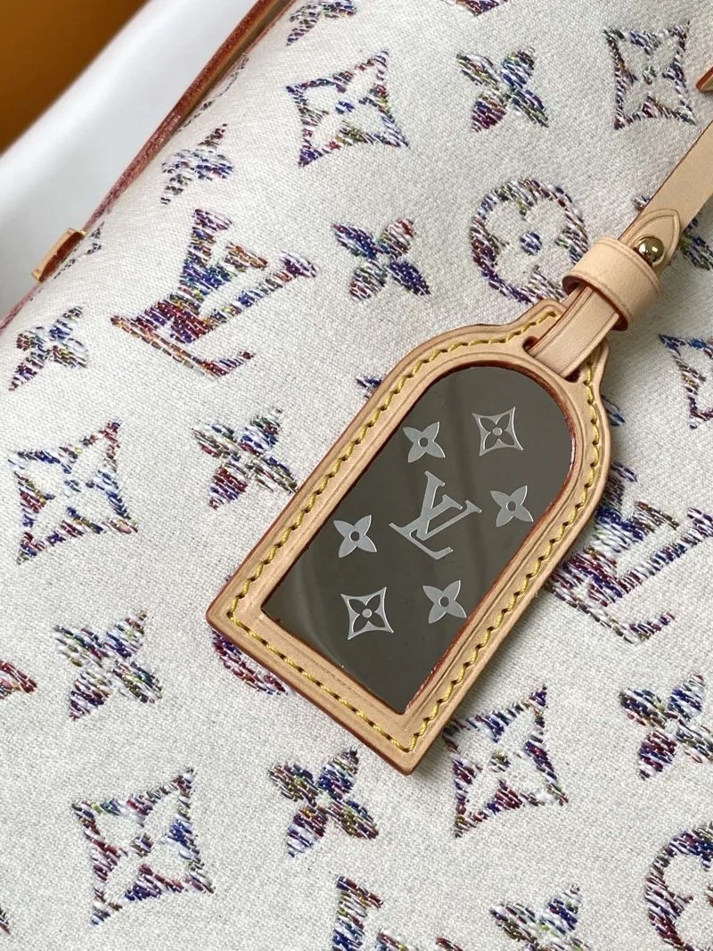 Accurate model Louis Vuitton Shopping Bags