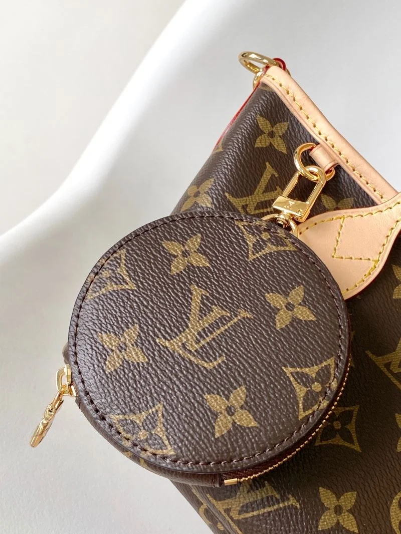 High accuracy Louis Vuitton Shopping Bags