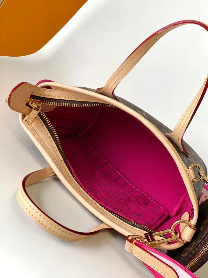 High accuracy Louis Vuitton Shopping Bags