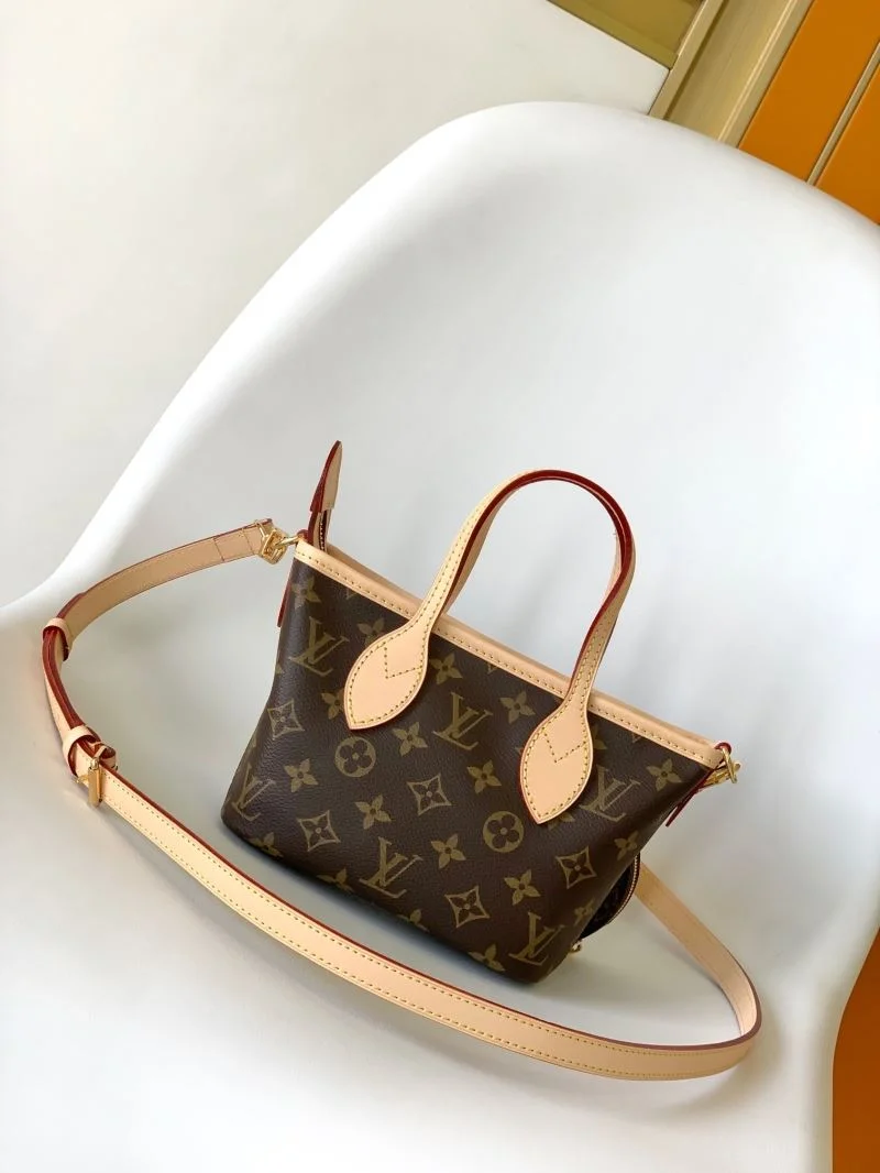 Exact replica Louis Vuitton Shopping Bags