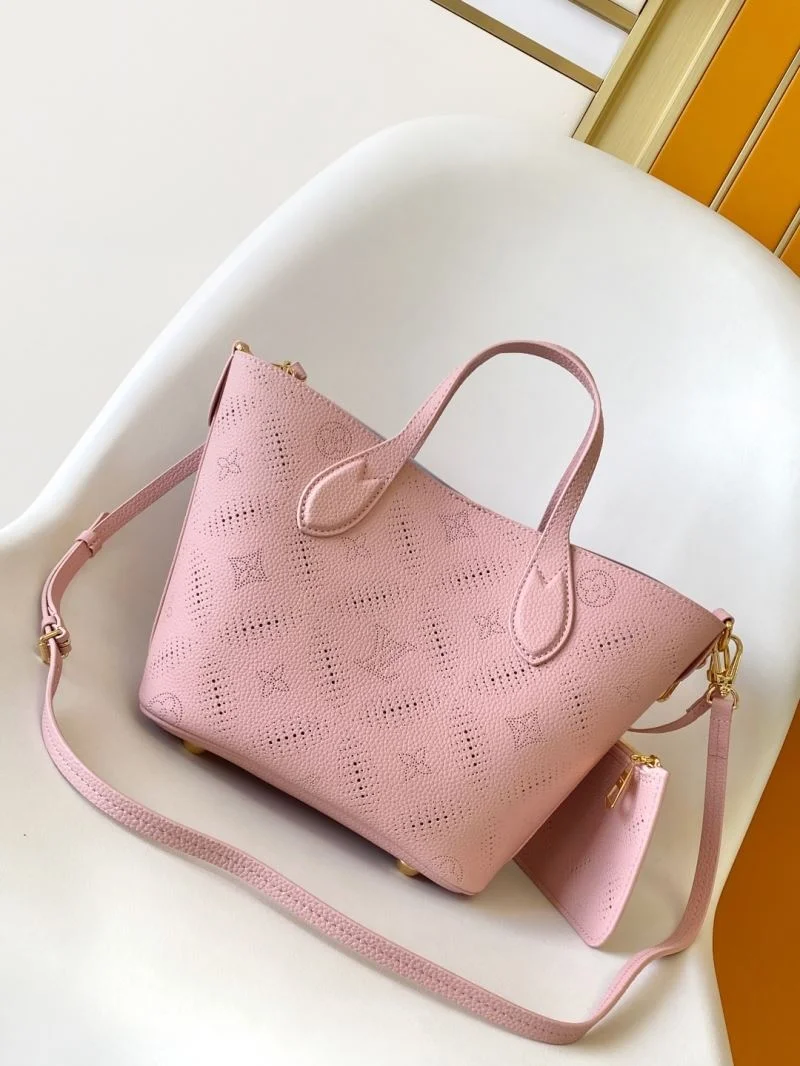 Accurate model Louis Vuitton Shopping Bags