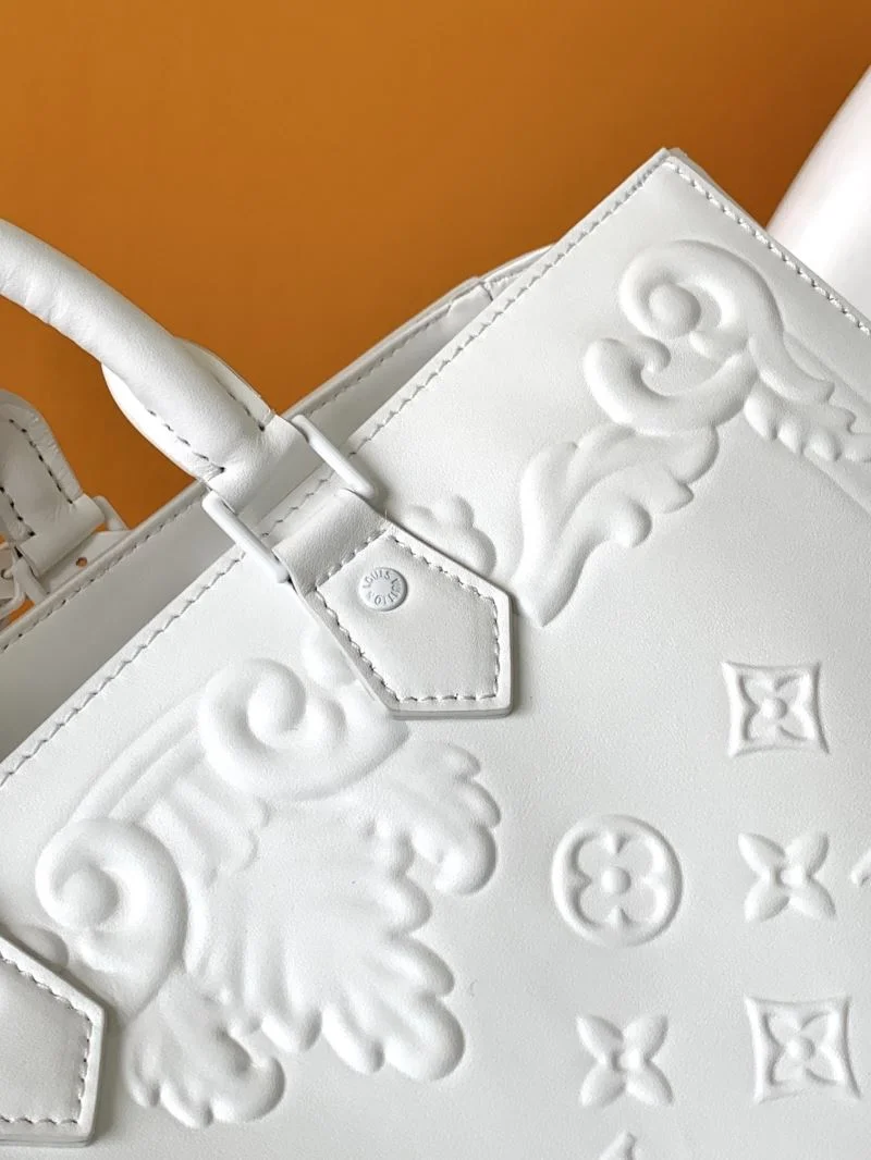 Bargain Louis Vuitton Shopping Bags