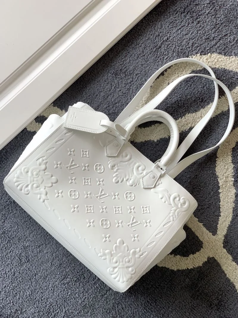 Bargain Louis Vuitton Shopping Bags