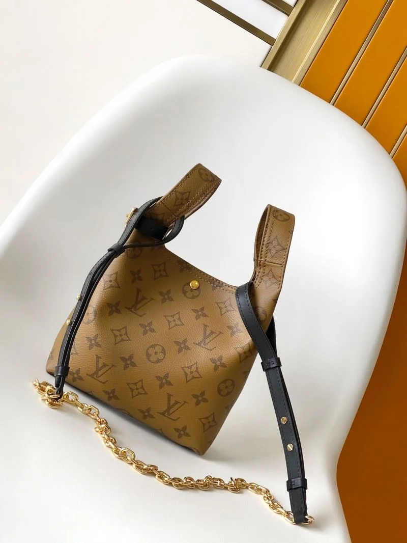 Value-priced Louis Vuitton Shopping Bags