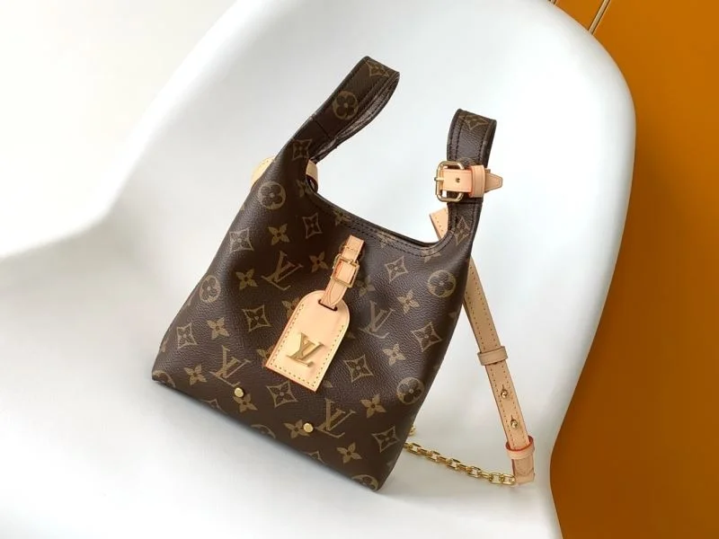 Louis Vuitton Shopping Bags