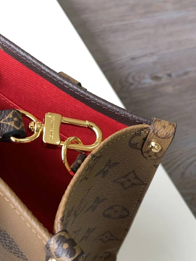 Factory-made Louis Vuitton Shopping Bags