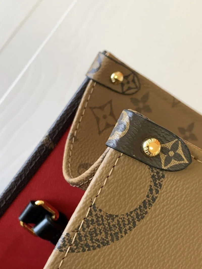 Mirror quality Louis Vuitton Shopping Bags