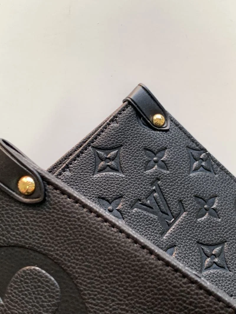 High accuracy Louis Vuitton Shopping Bags