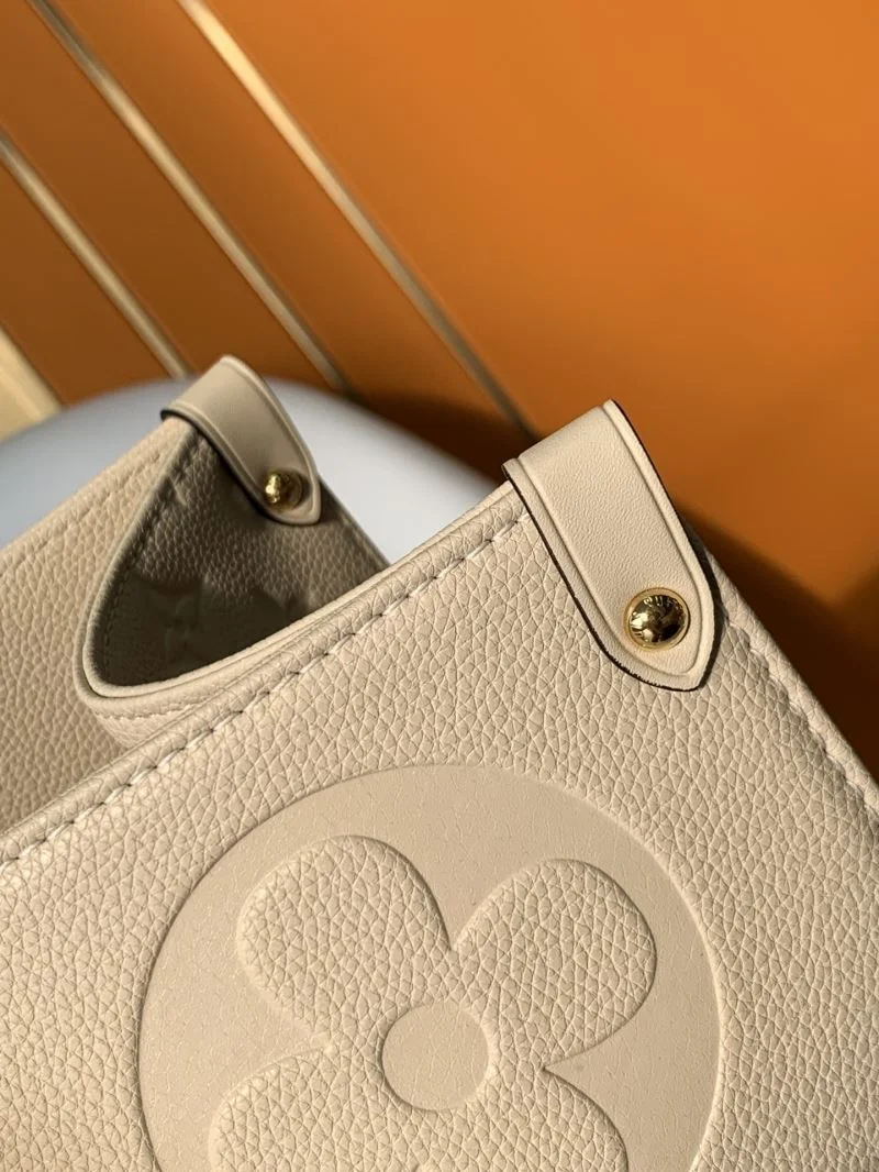 Top mirror Louis Vuitton Shopping Bags