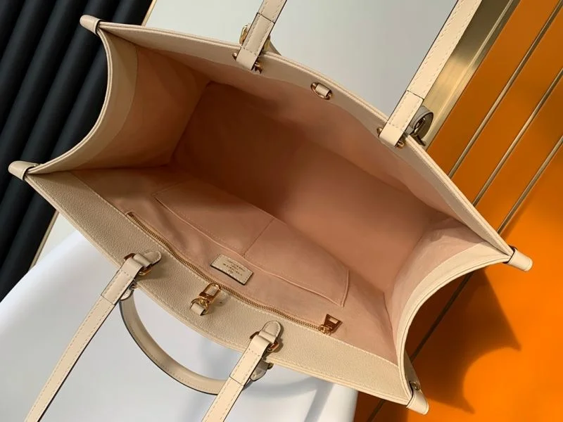 Top mirror Louis Vuitton Shopping Bags