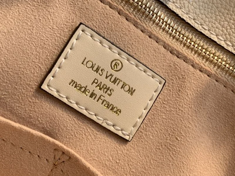 Top mirror Louis Vuitton Shopping Bags