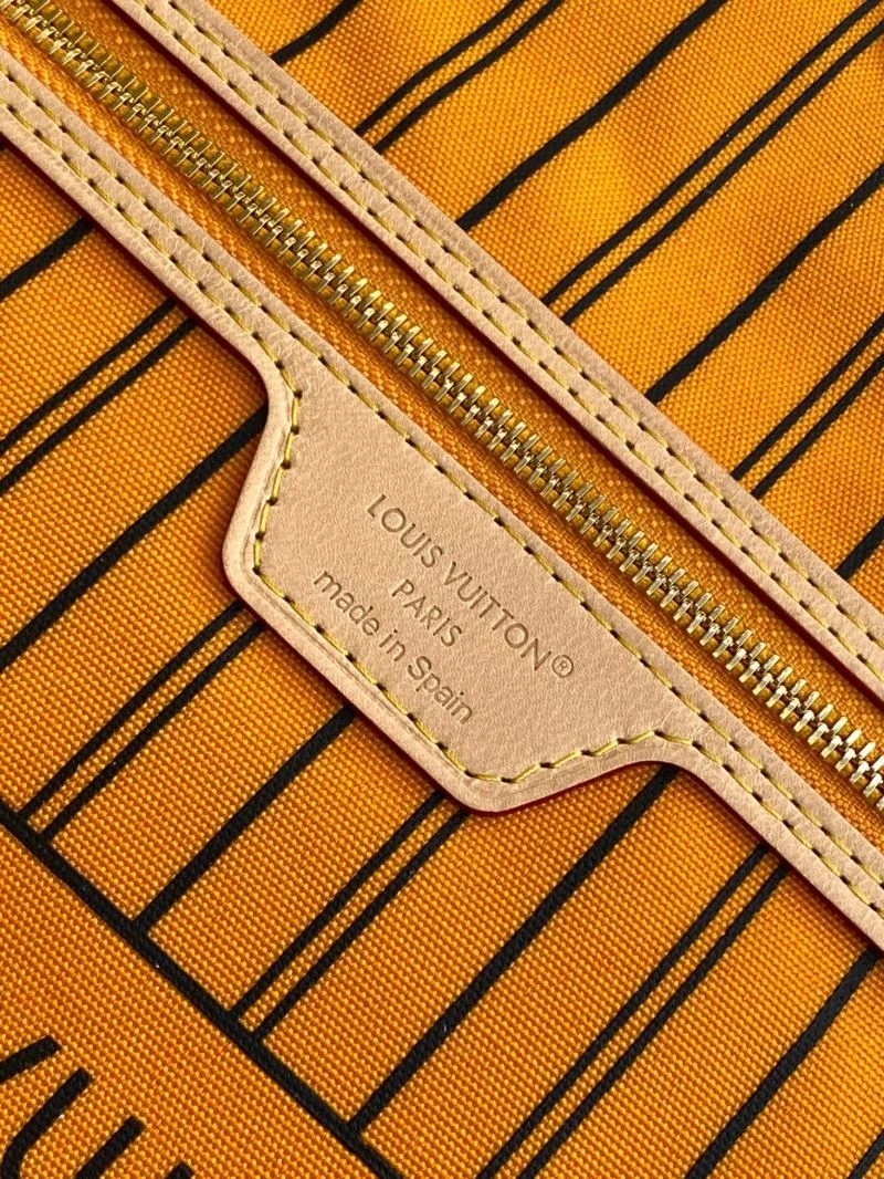 Cut-rate Louis Vuitton Shopping Bags