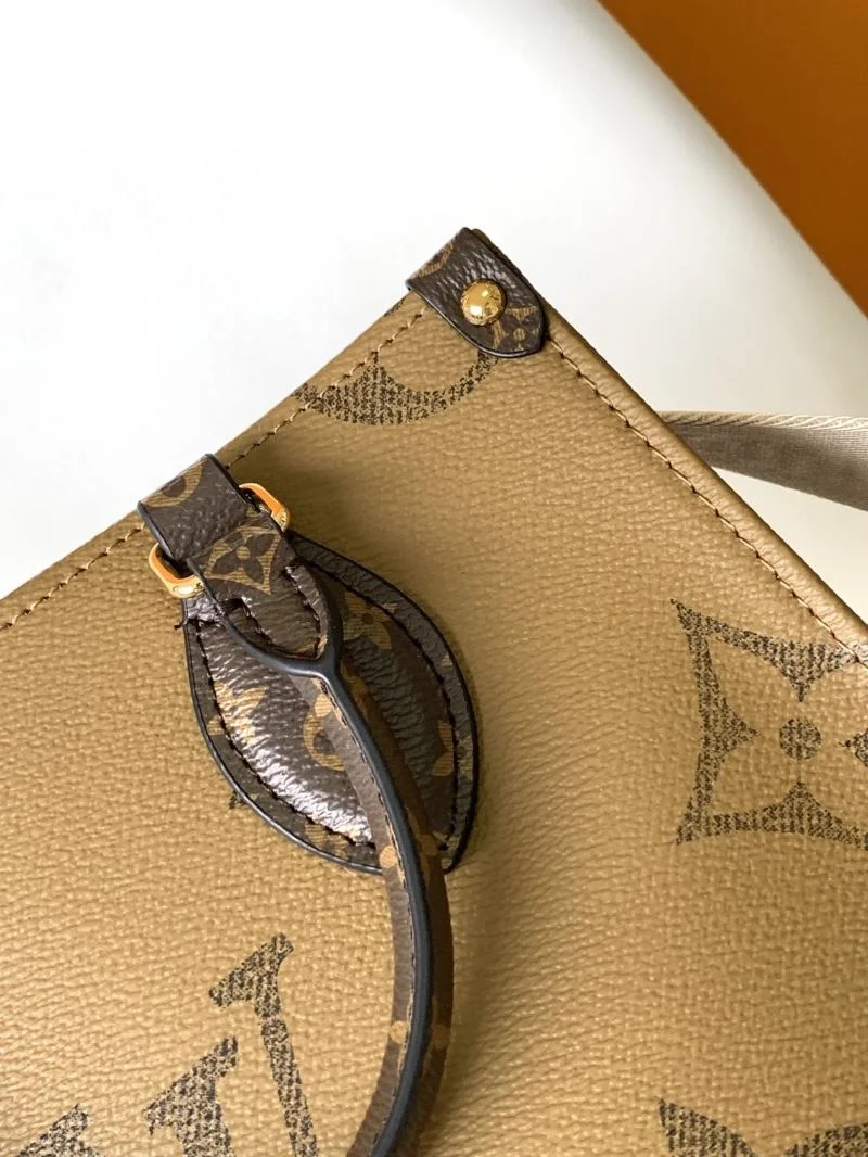 Mirror quality Louis Vuitton Shopping Bags