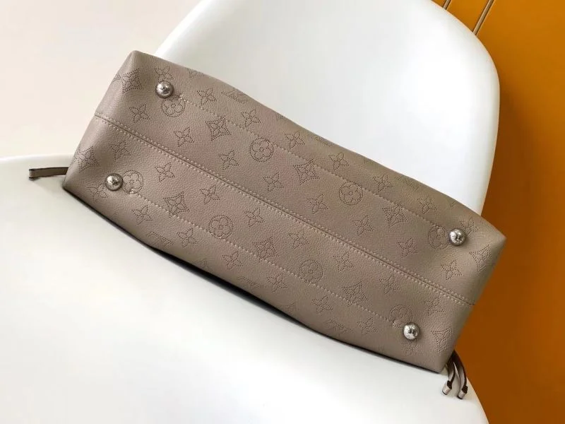 Top mirror Louis Vuitton Shopping Bags