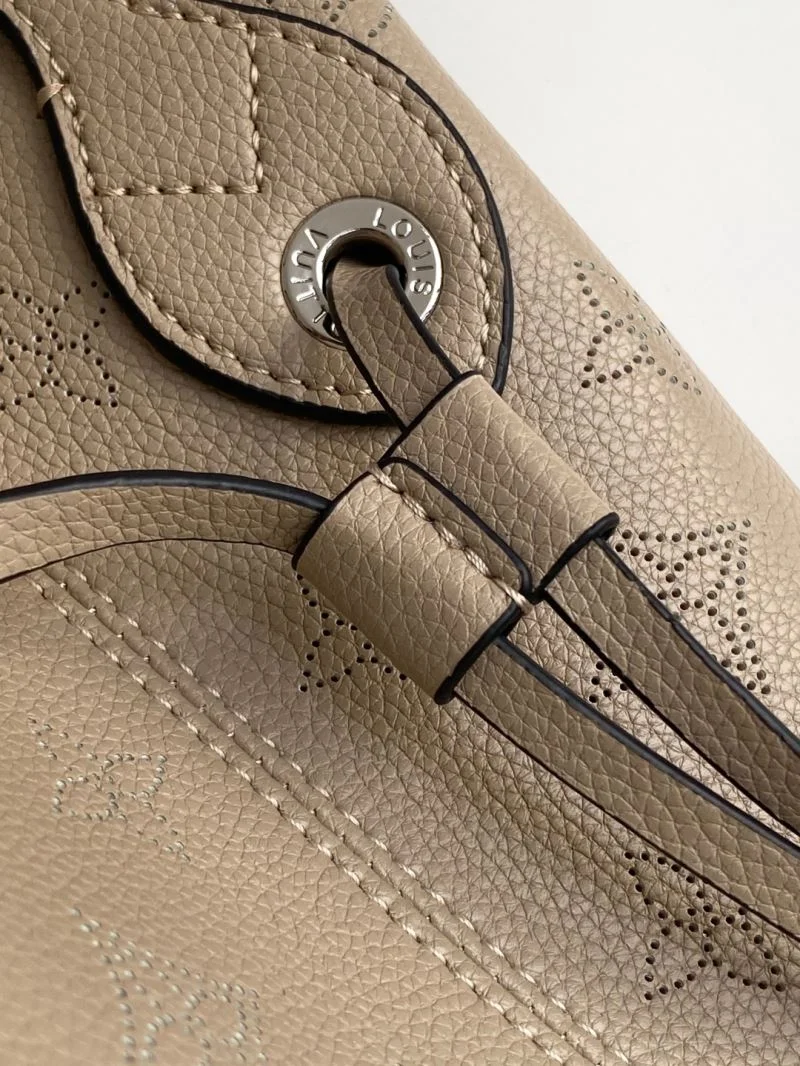 Top mirror Louis Vuitton Shopping Bags