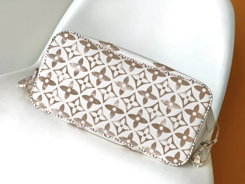 Factory-made Louis Vuitton Shopping Bags