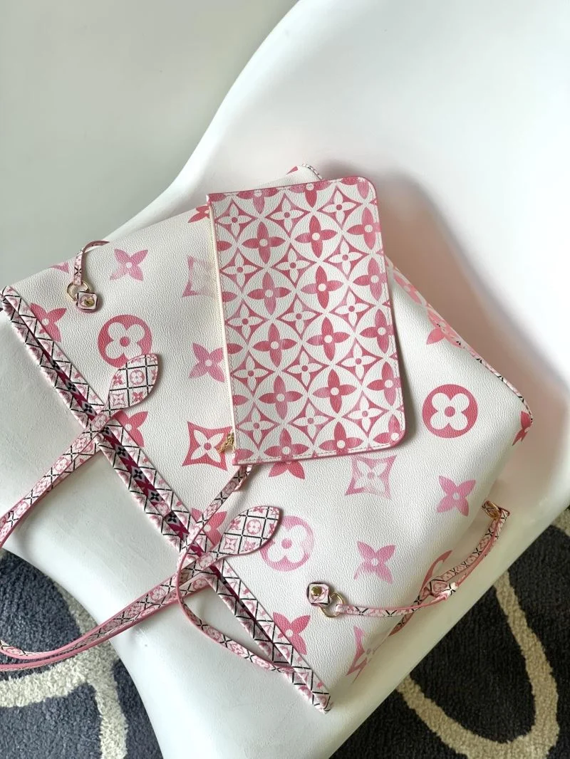 Top mirror Louis Vuitton Shopping Bags