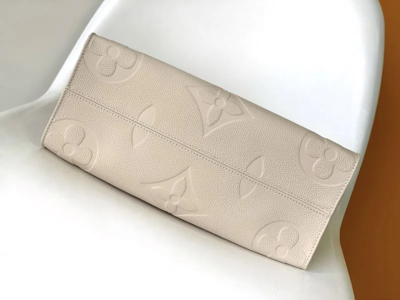 Bargain Louis Vuitton Shopping Bags