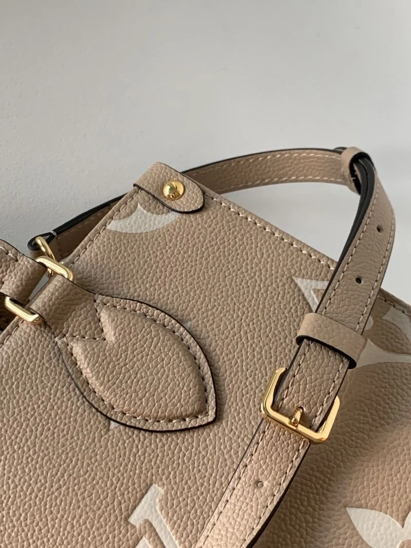 High fidelity Louis Vuitton Shopping Bags