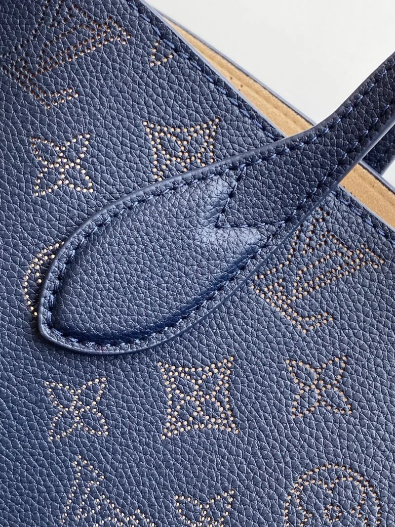 Bargain Louis Vuitton Shopping Bags