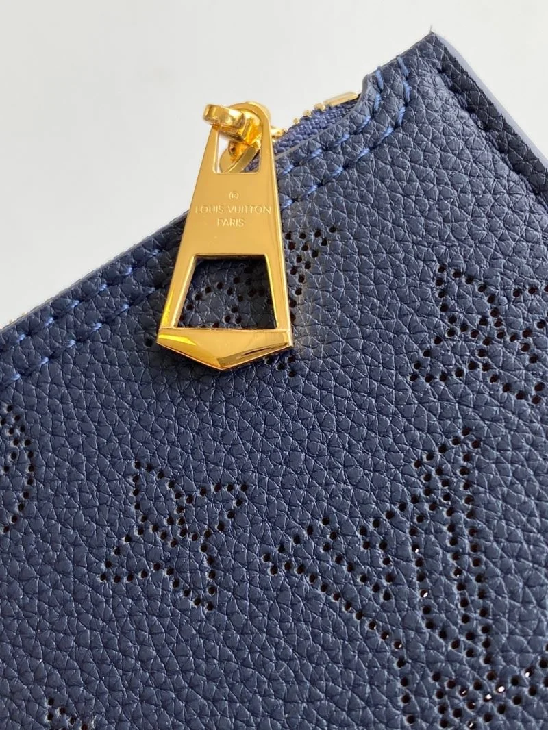 Bargain Louis Vuitton Shopping Bags