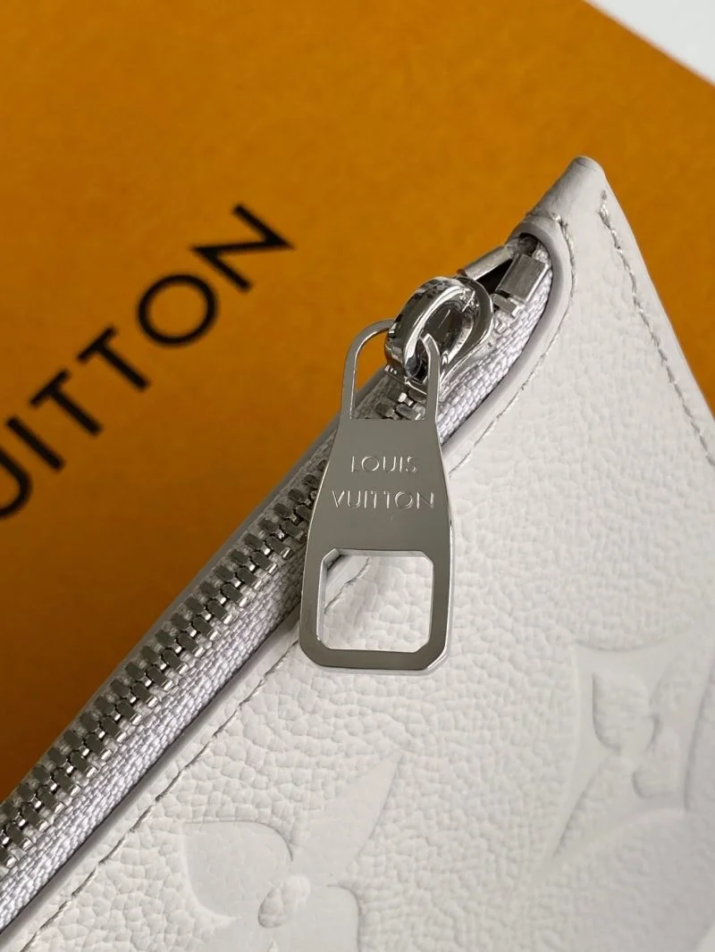 Inexpensive Louis Vuitton Shopping Bags