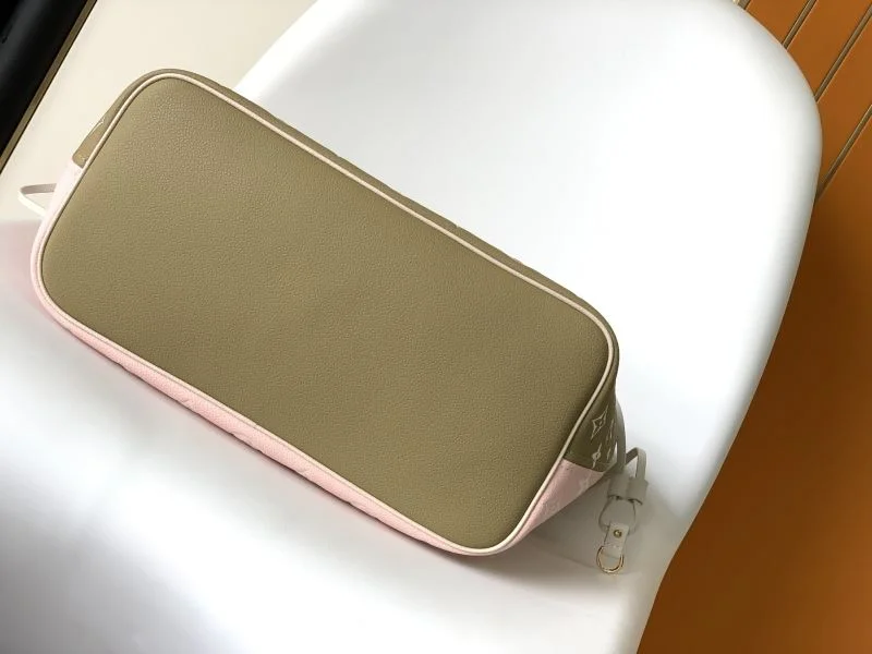 Factory-made Louis Vuitton Shopping Bags