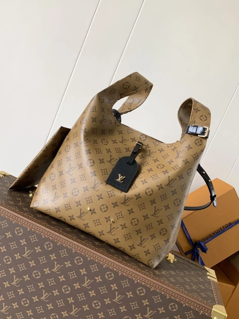 Louis Vuitton Shopping Bags