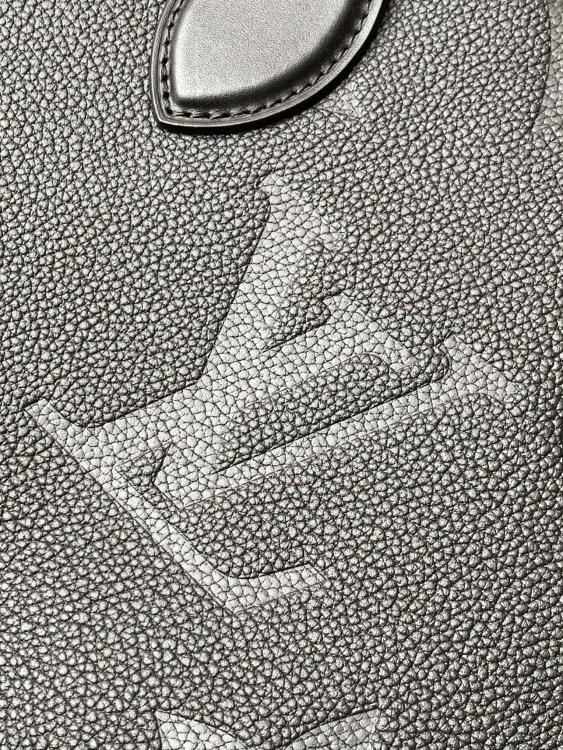 Top mirror Louis Vuitton Shopping Bags