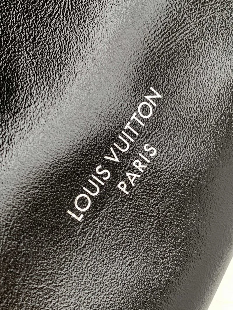 Mirror quality Louis Vuitton Shopping Bags