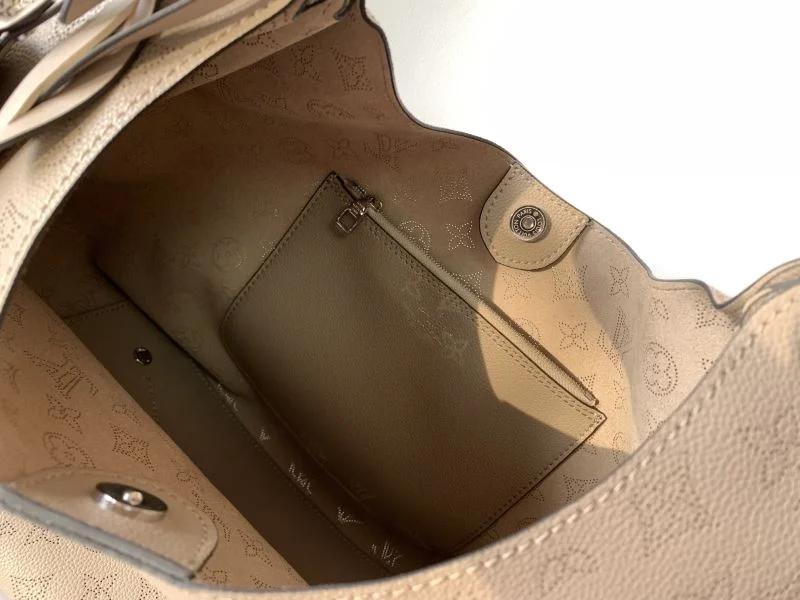 Factory-made Louis Vuitton Shopping Bags