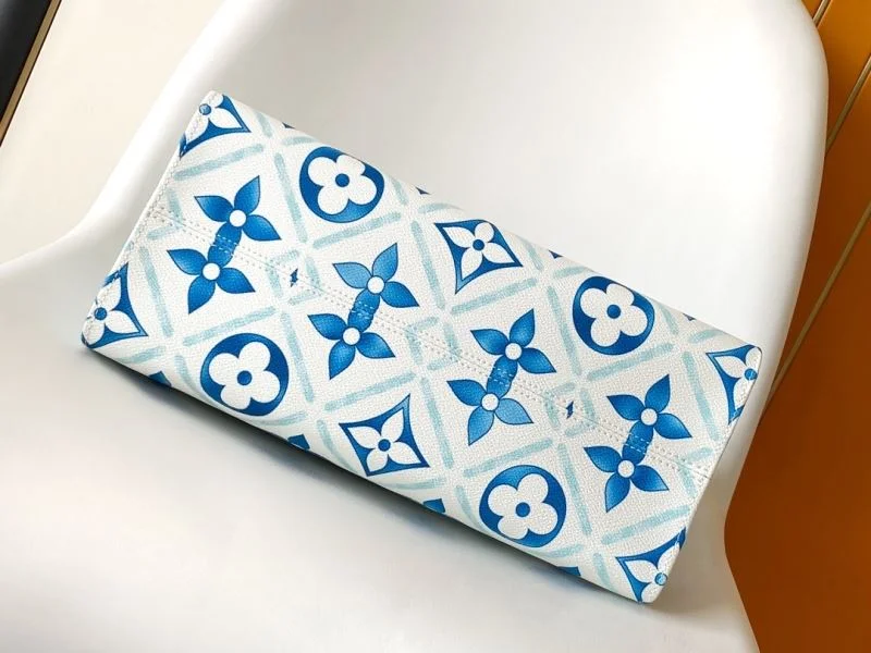 Bargain Louis Vuitton Shopping Bags