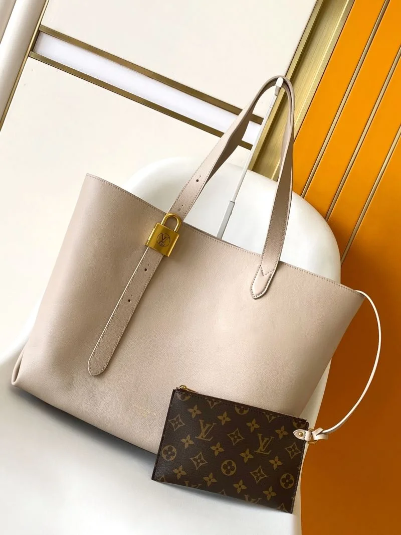 Louis Vuitton Shopping Bags