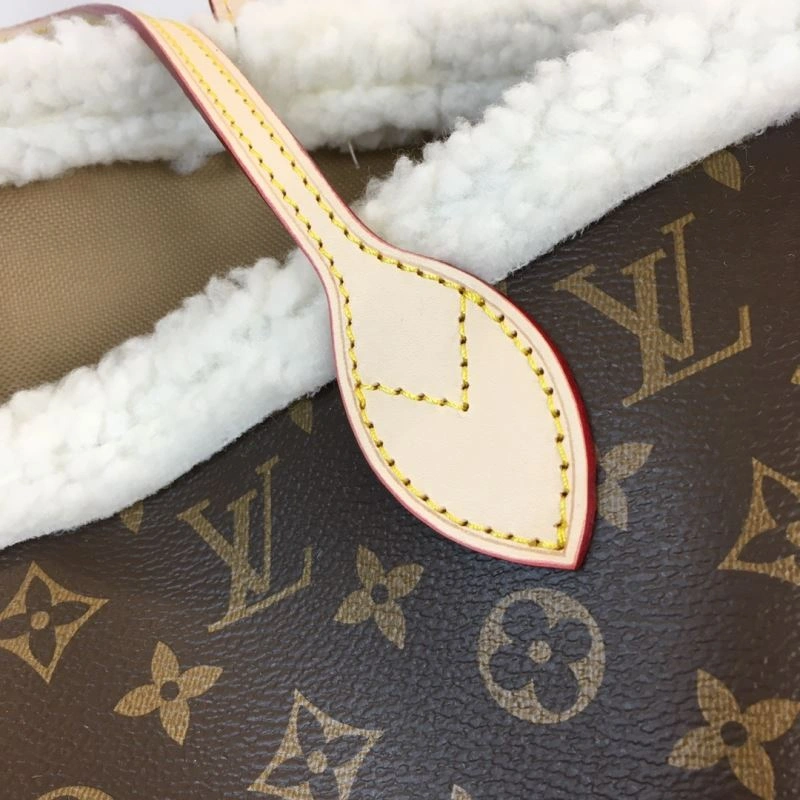 High fidelity Louis Vuitton Shopping Bags