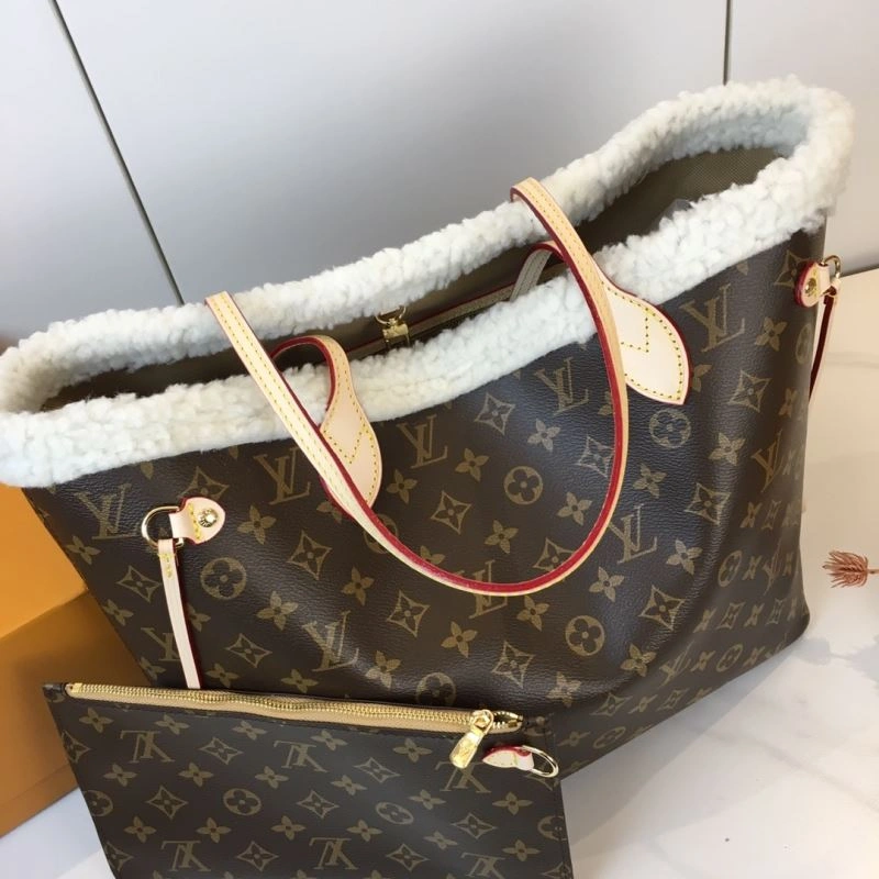 High fidelity Louis Vuitton Shopping Bags