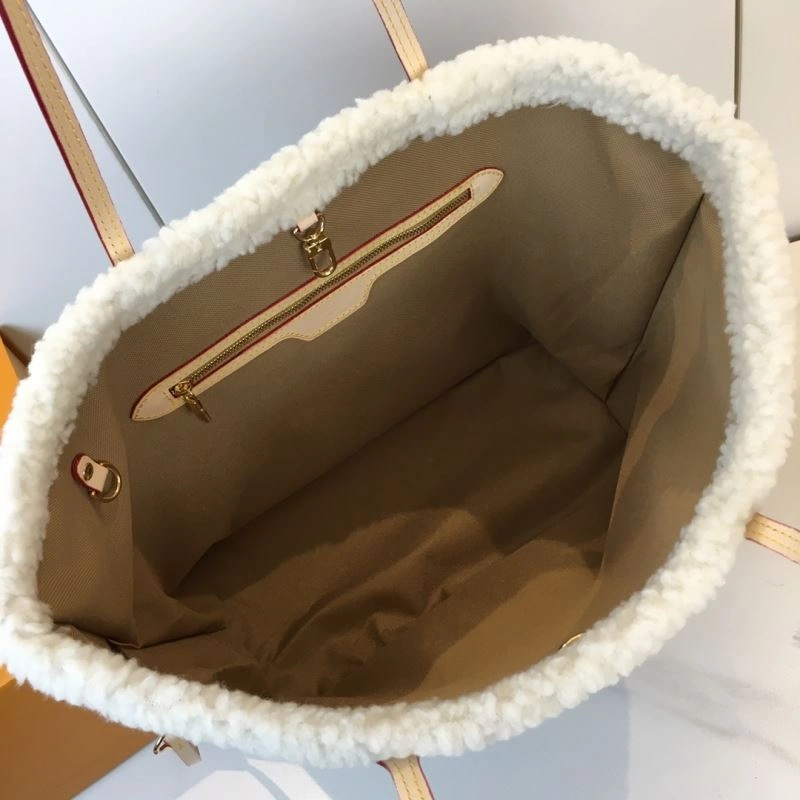 High fidelity Louis Vuitton Shopping Bags